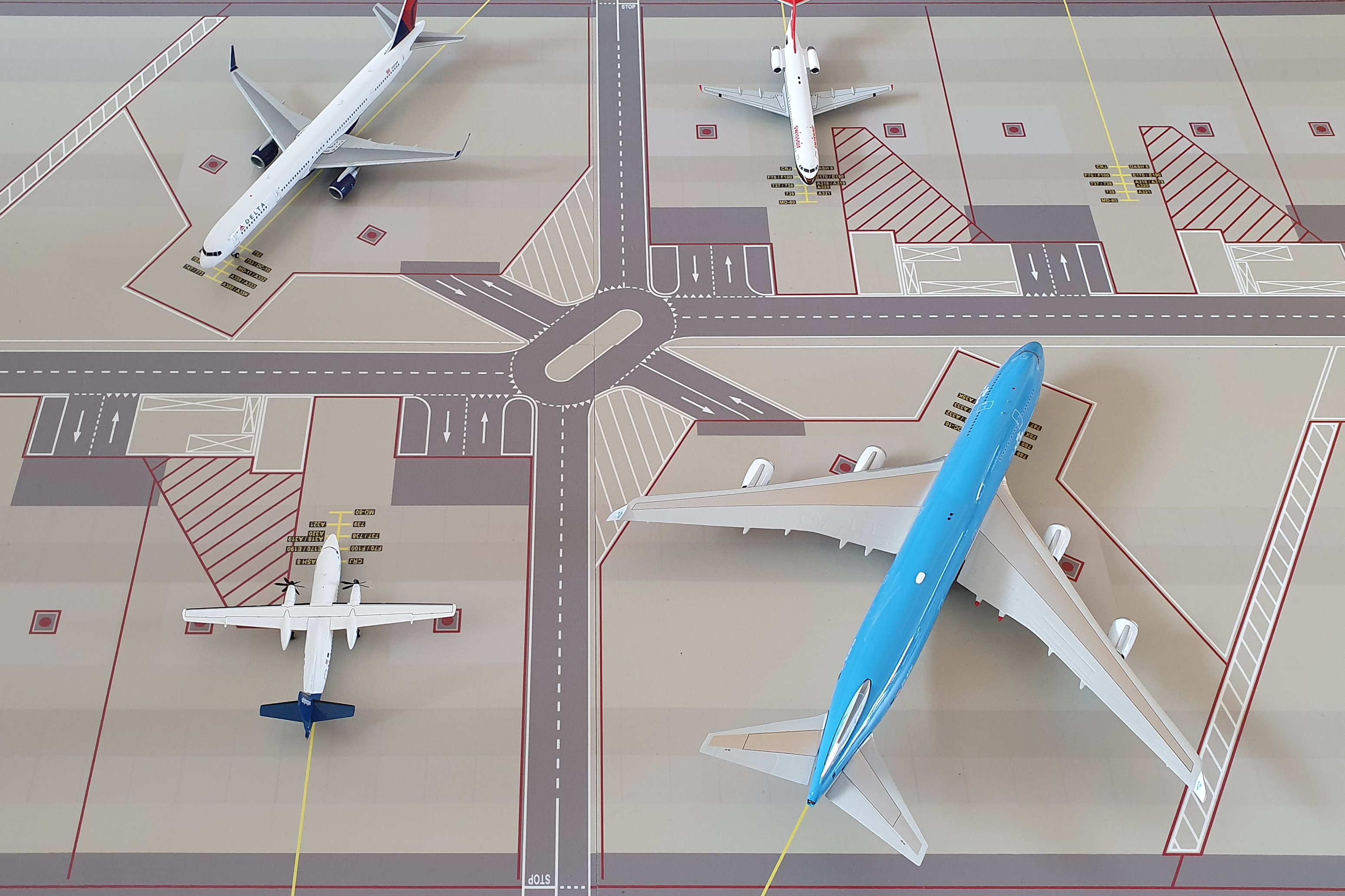 Airport Ground Plate 1 (AGP1) - Jan Polet - Airport Ground Plates